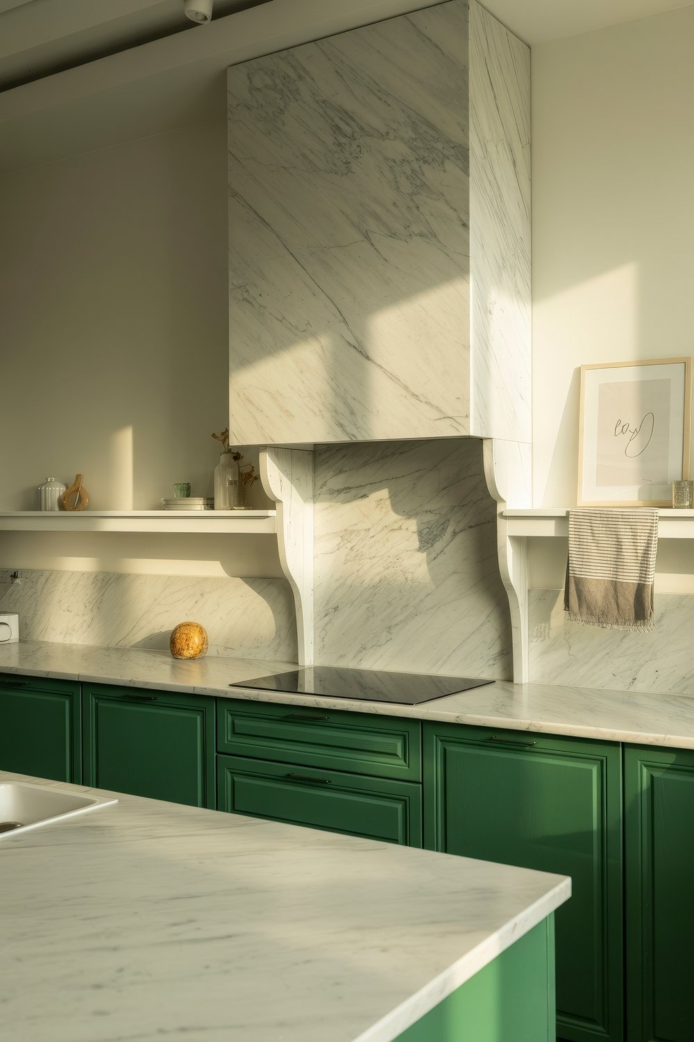 Green Kitchen Cabinets: 15 Stylish Ways To Elevate Style